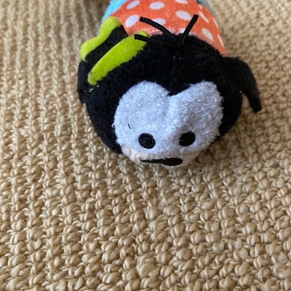 Disney | Toys | Disney Tsum Tsum Goofy Mini Plush | Poshmark